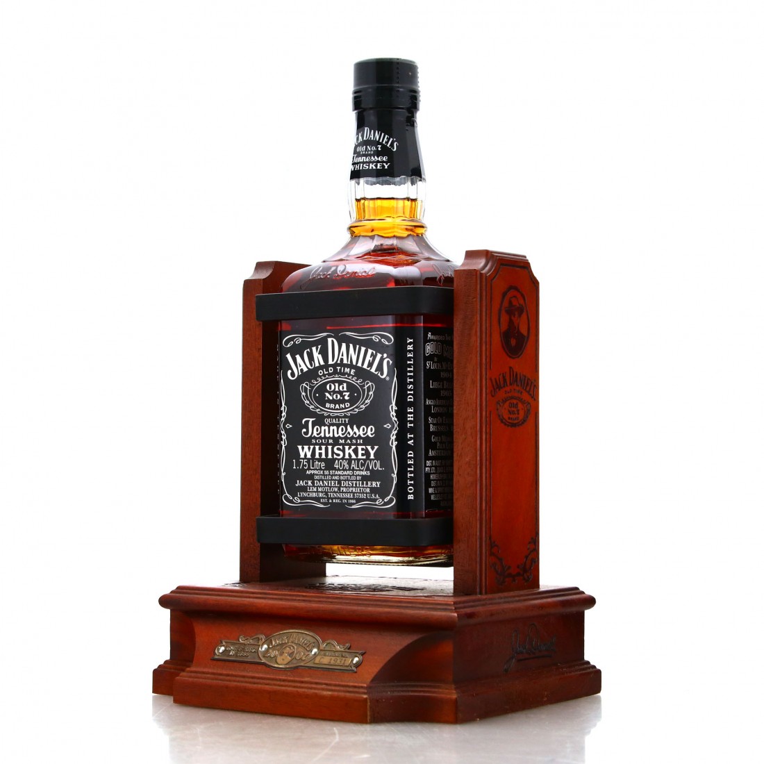 Jack Daniel's Old No.7 Brand 80 Proof 1.75 Litre / with Pouring Cradle ...