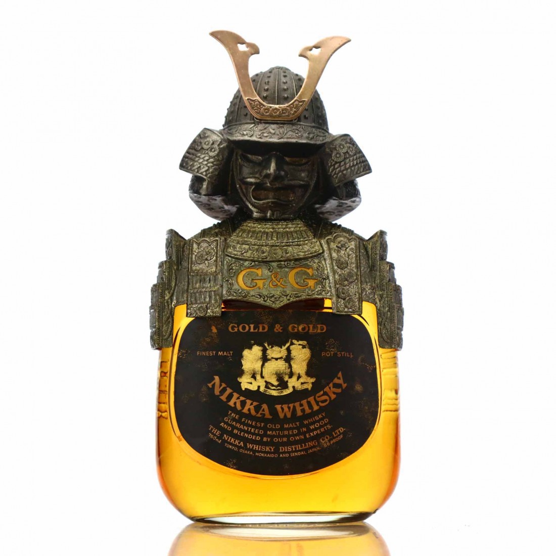 Nikka Gold and Gold Samurai 76cl | Whisky Auctioneer