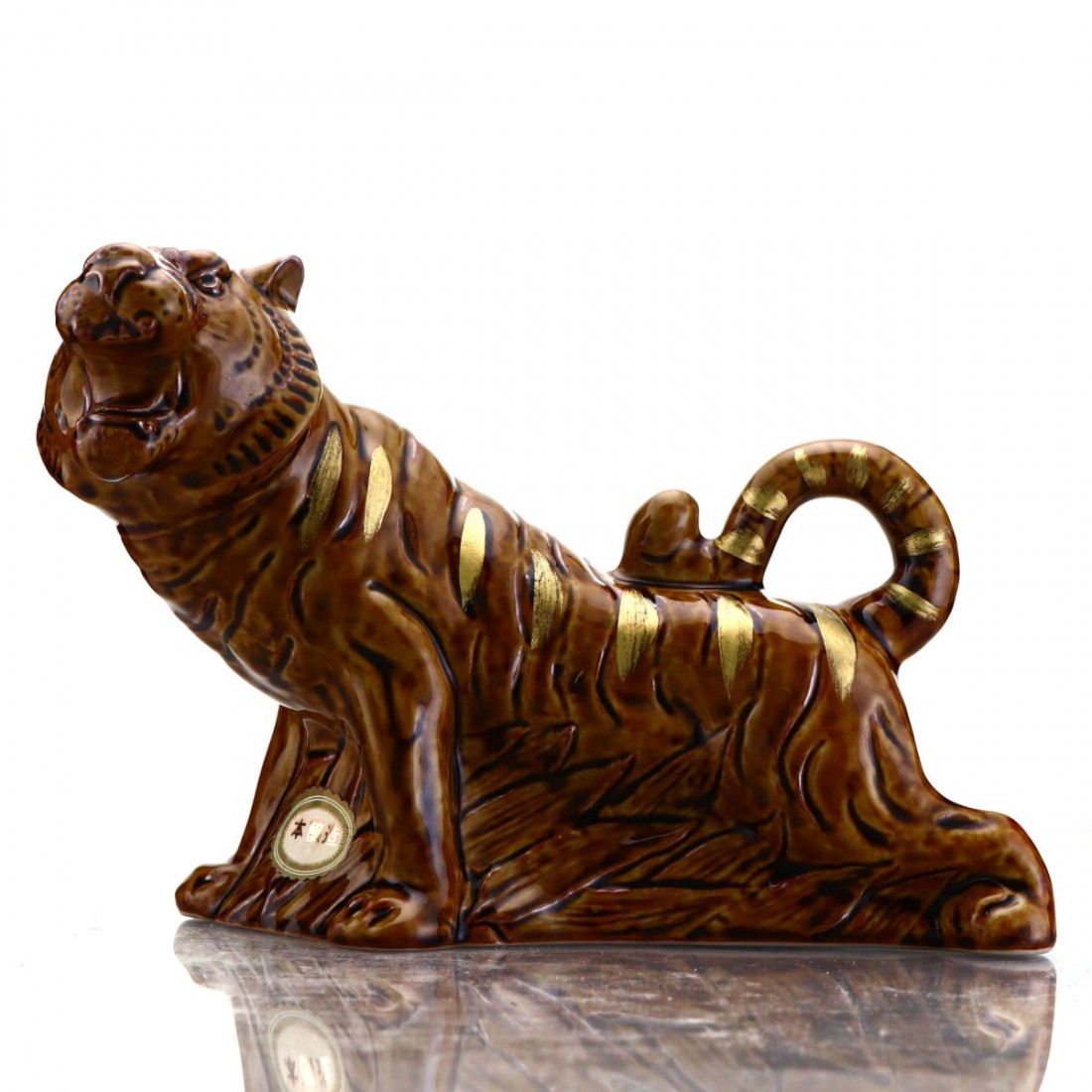 Wakakoma Honjozo Sake Tiger Decanter | Whisky Auctioneer