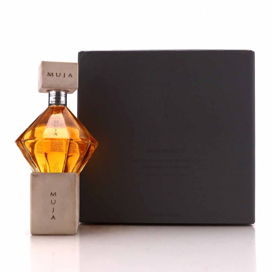 Muja Irish Whiskey 50cl | Whisky Auctioneer