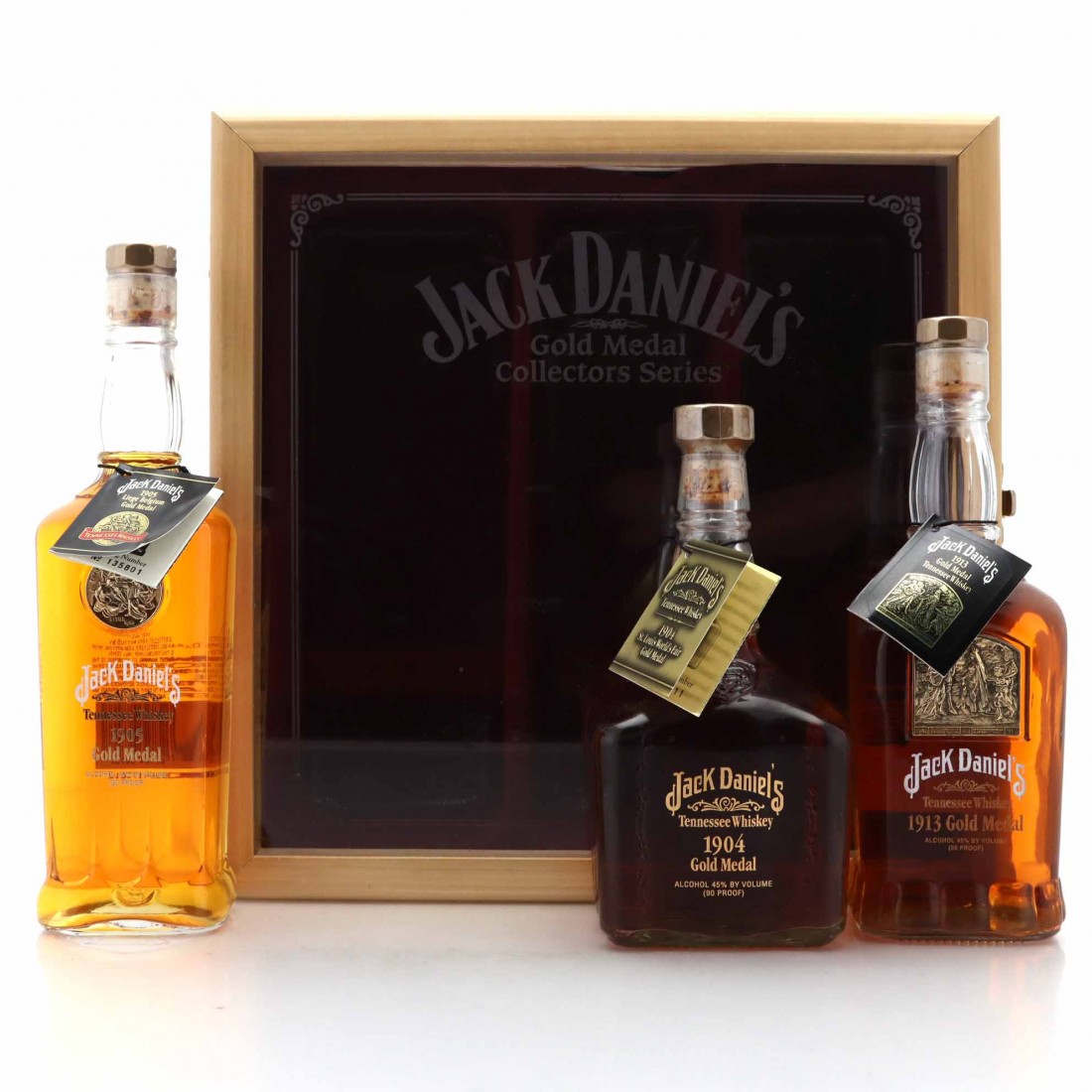 Jack Daniel's Gold Medal x 3 / Collectors Series | Whisky Auctioneer
