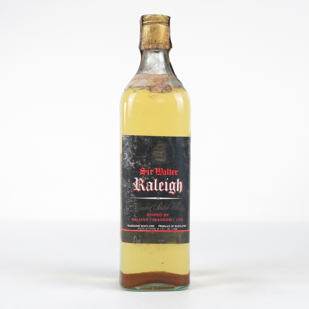 Sir Walter Raleigh Blended Scotch Whisky 1970s | Whisky Auctioneer
