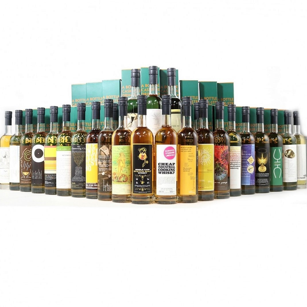 SMWS 26 Malts Collection 26 x 50cl / with 2 x Framed Prints | Whisky ...