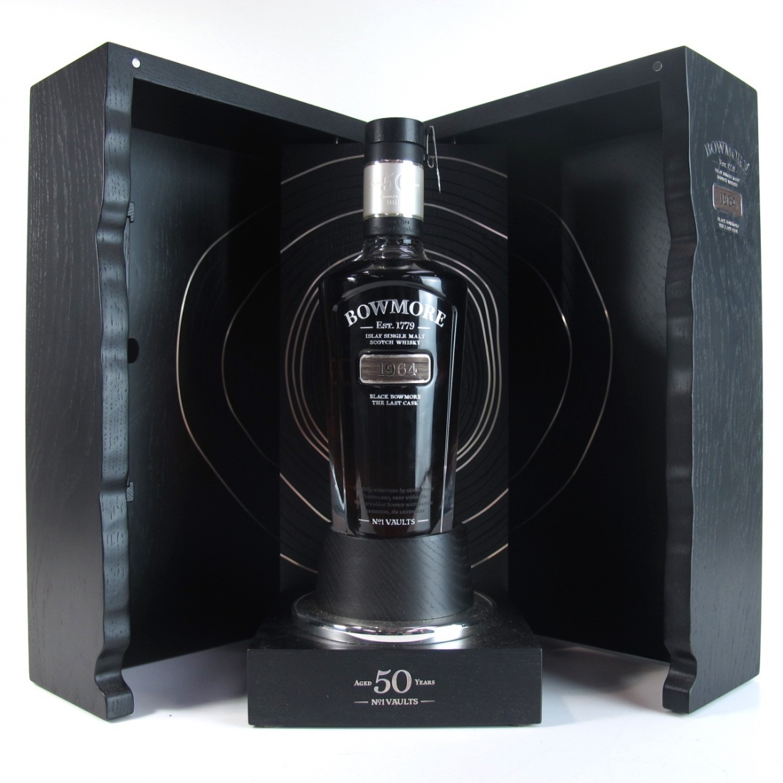 Bowmore 1964 Black Bowmore 50 Year Old / The Last Cask | Whisky Auctioneer