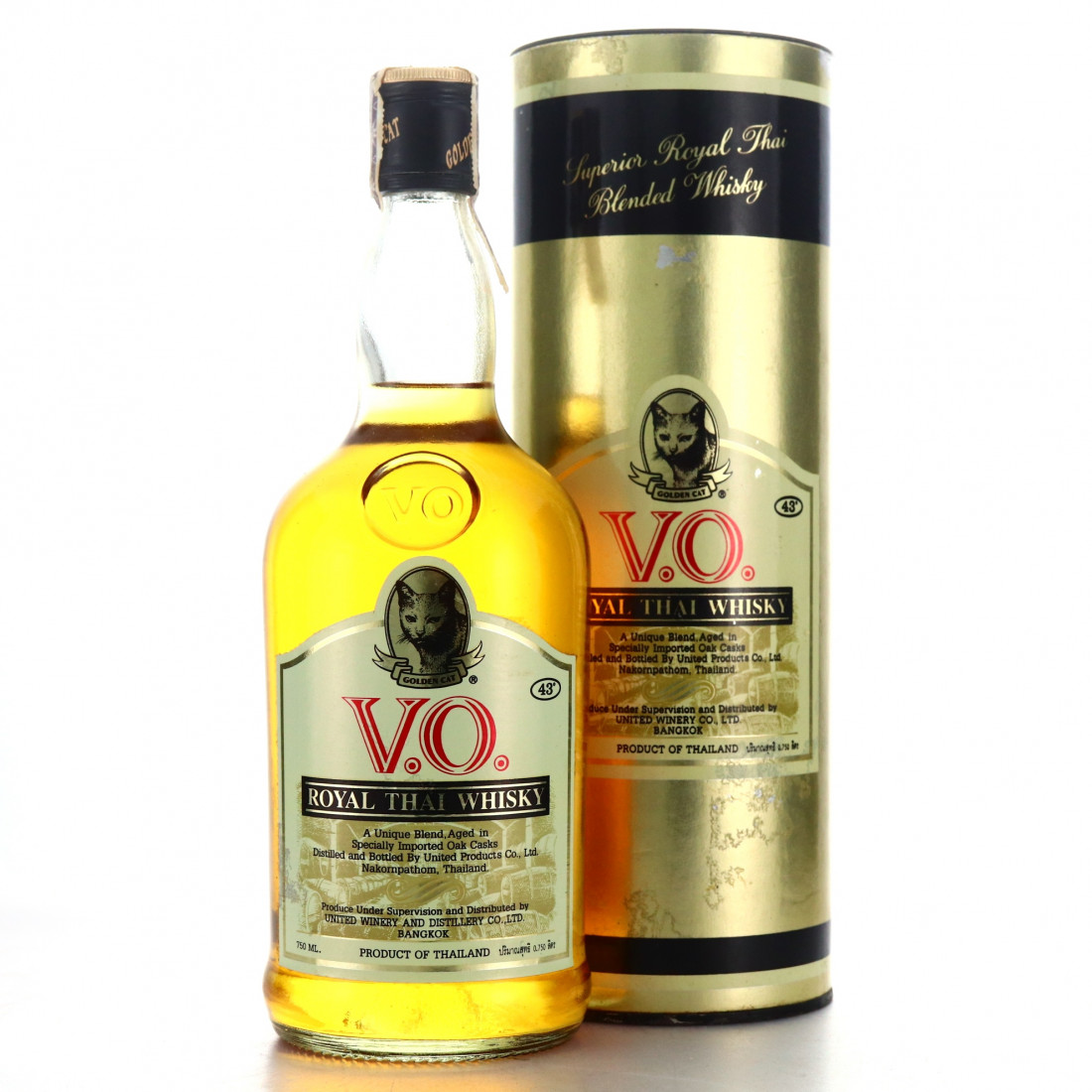Golden Cat V.O. Royal Thai Whisky 1970s | Whisky Auctioneer