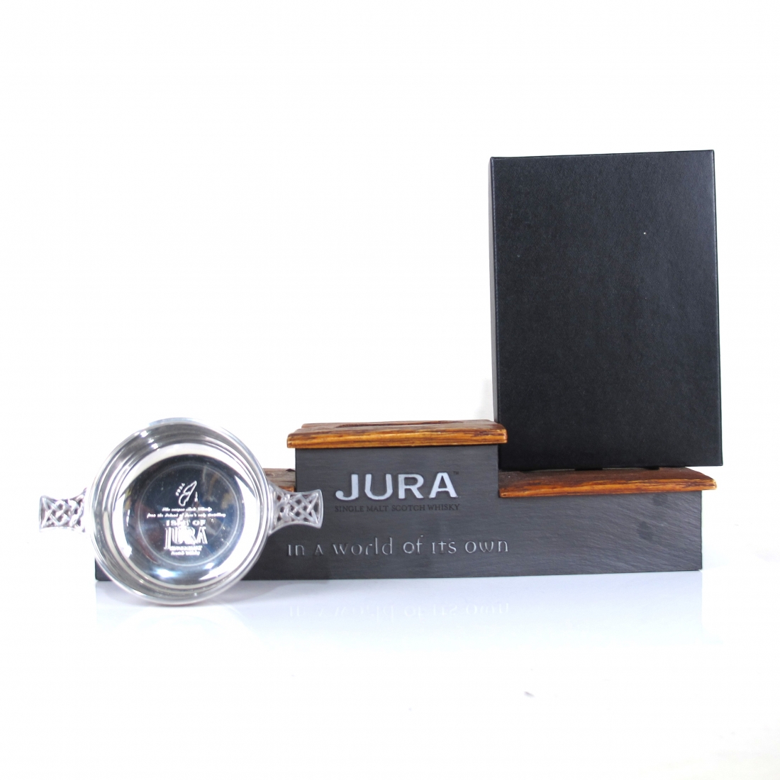 Jura 3 Bottle Plinth and Quaich | Whisky Auctioneer