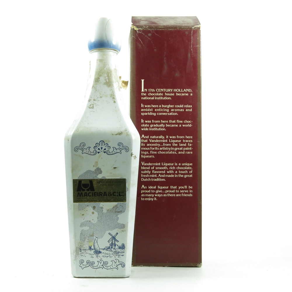 Vandermint Minted Choclate Liqueur 1970s | Whisky Auctioneer