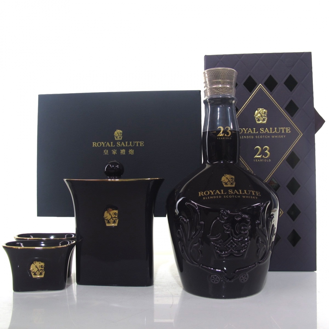 Chivas 23 Year Old Royal Salute / Taiwanese Exclusive with Cups & Flask ...