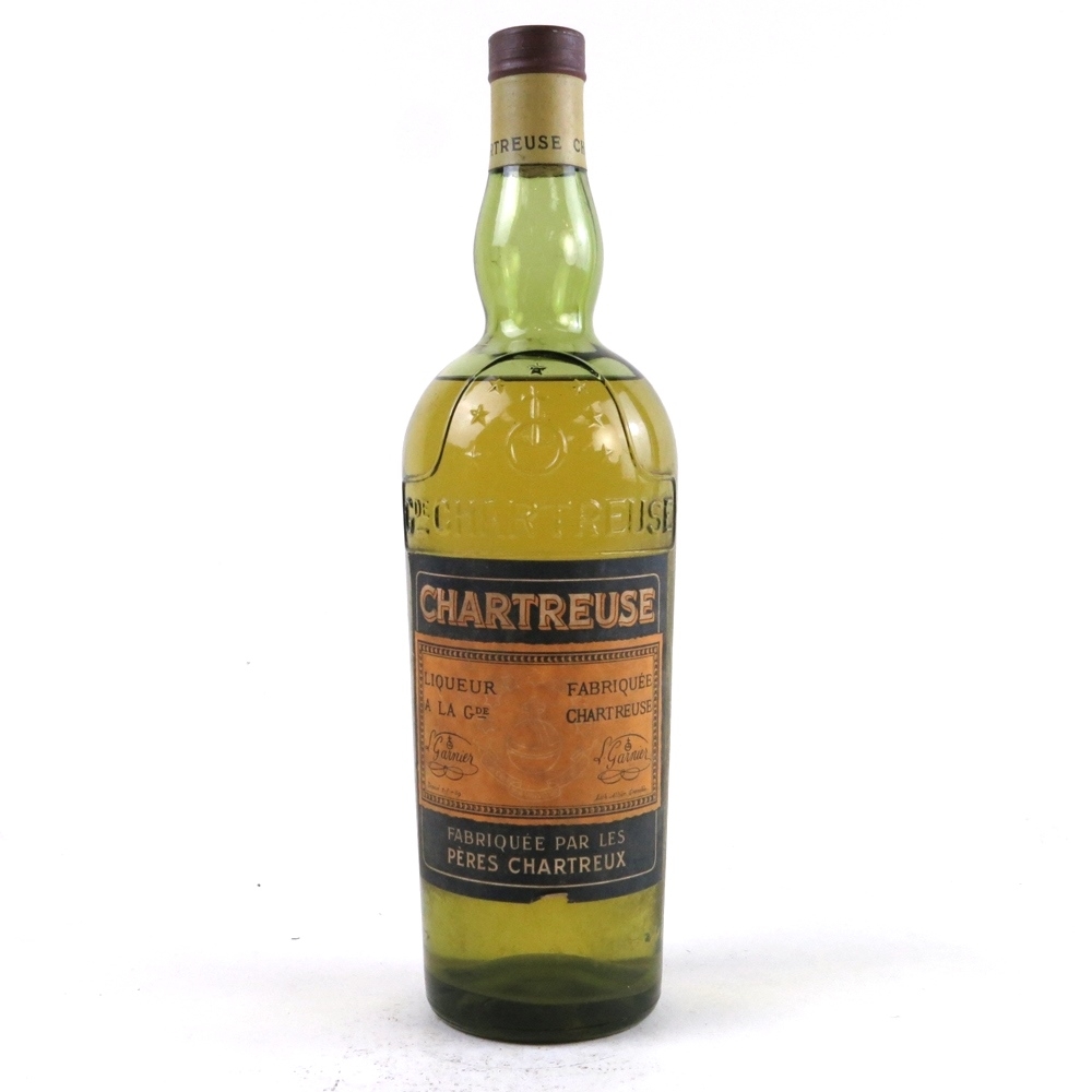 Chartreuse de Tarragona Yellow Label 1950s | Whisky Auctioneer