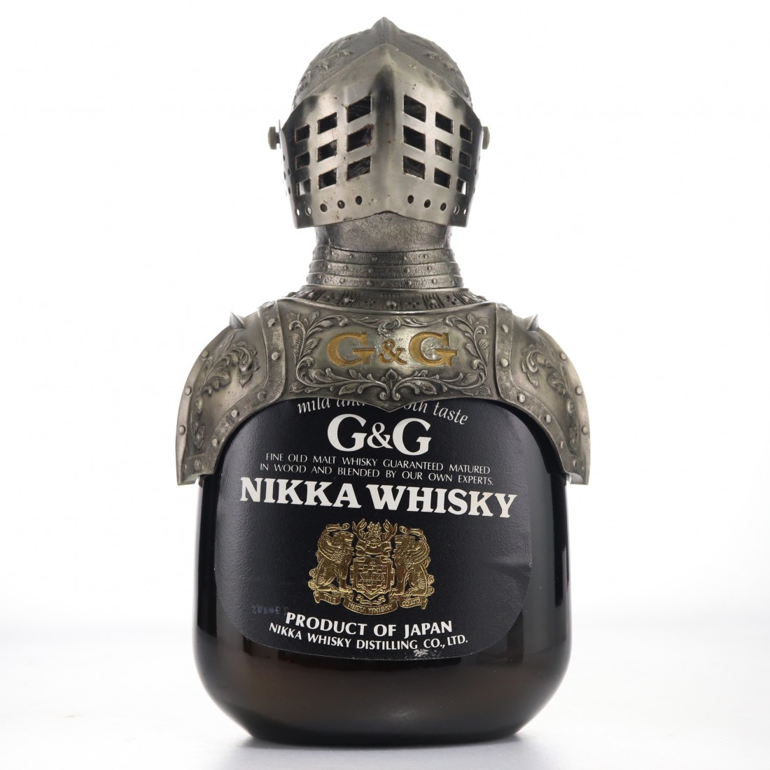 Nikka Gold and Gold 76cl / with Knight Ornament | Whisky Auctioneer