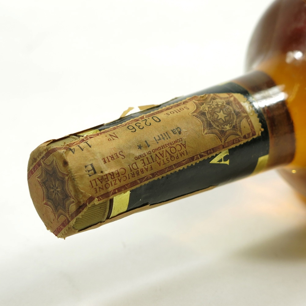 Old American Black Label Bourbon 1 Litre 1980s | Whisky Auctioneer