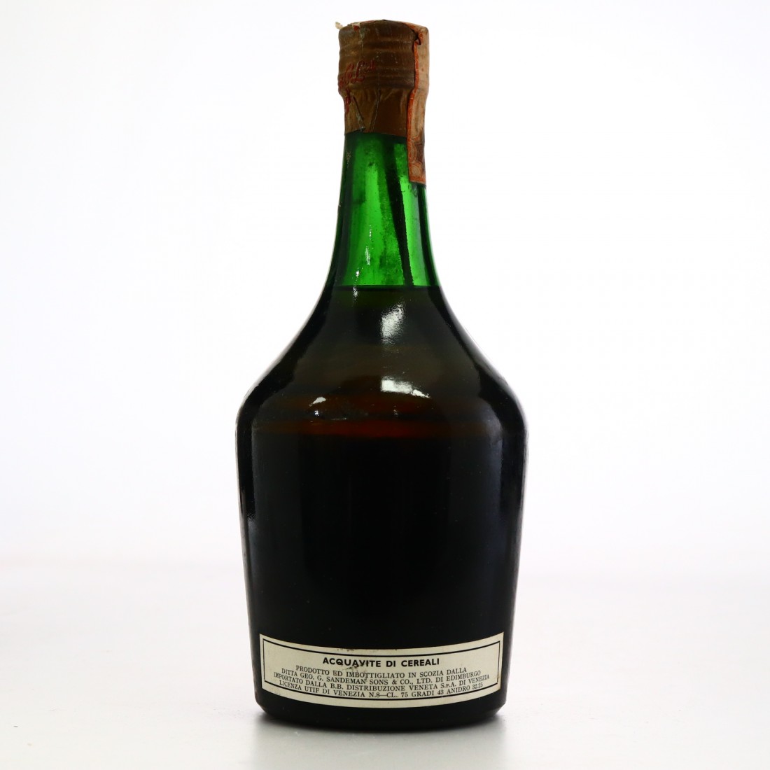 Sandeman's VVO Scotch Whisky 1960s | Whisky Auctioneer