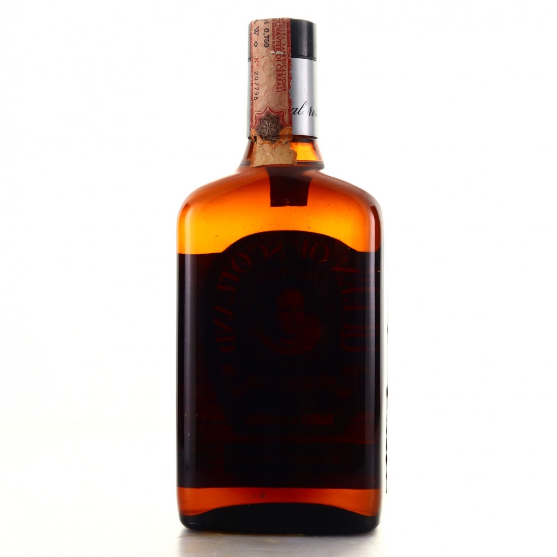 Queen of Scotland Red Label Personal Reserve 1980s | Whisky Auctioneer